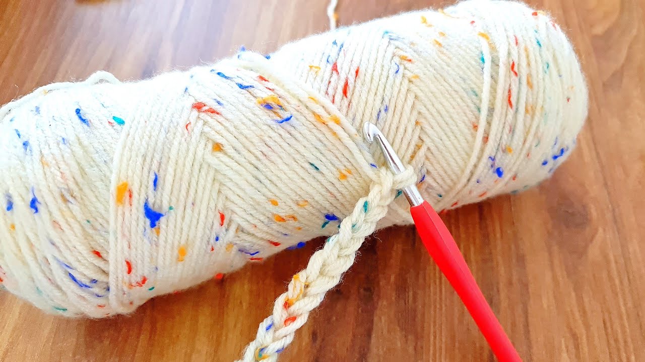 Magnificent crochet knitting pattern consisting of two rows for ...