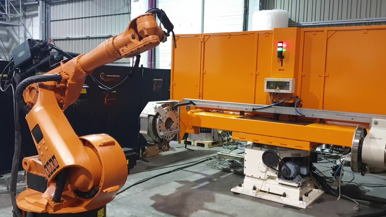 Kuka arc welding robot Kuka KR30 long arm with turn table - YouTube