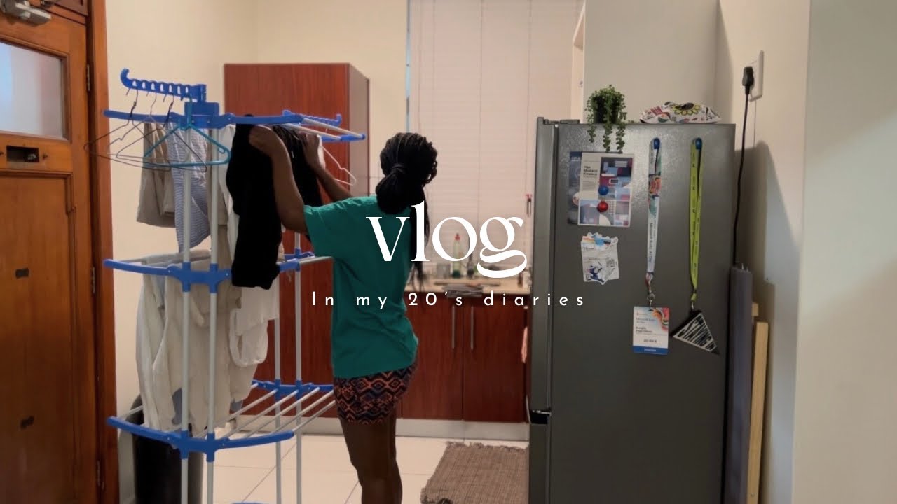 In my 20’s diaries: few days in my life| Clean with me Vlog| first time baking bread. - YouTube
