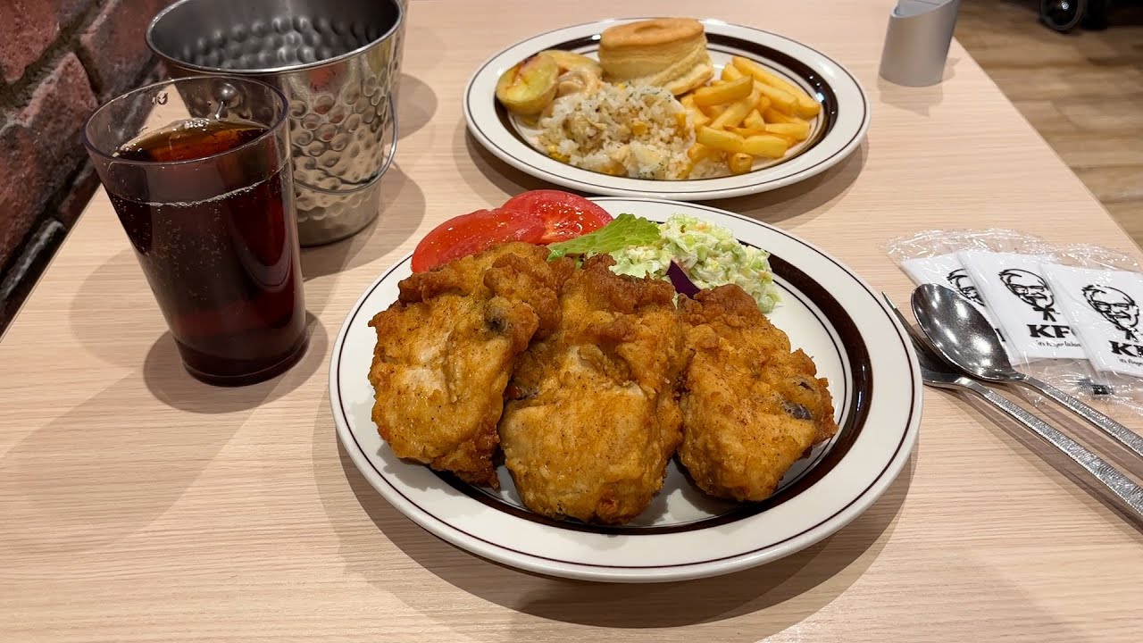 Eating Japanese Christmas Food Alone (All-you-can-eat KFC in Japan ...
