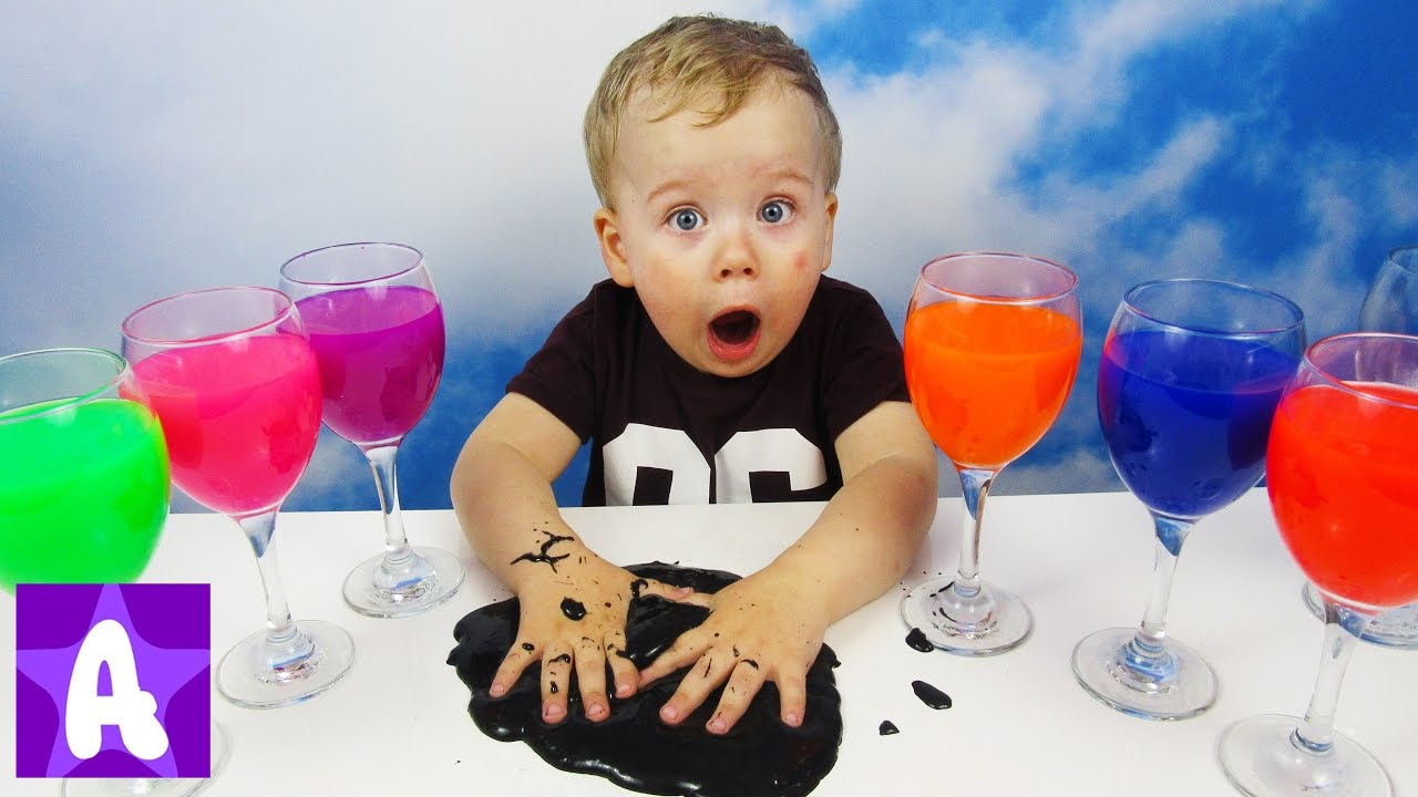 Little Boy Alex Play and Learns Colors with SLIME - YouTube