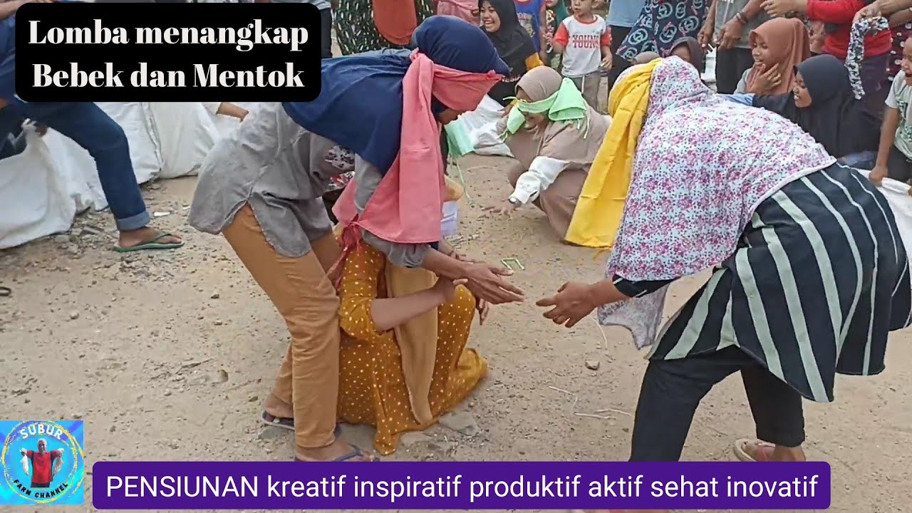 LOMBA MENANGKAP BEBEK DAN MENTOK : kreativitas dan kegembiraan warga ...