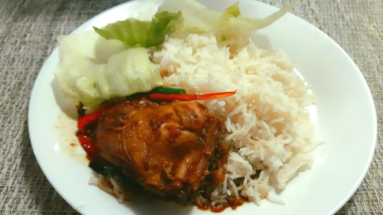 Nasi butter bersama ayam masak kicap ala Che Nom / butter rice with ...