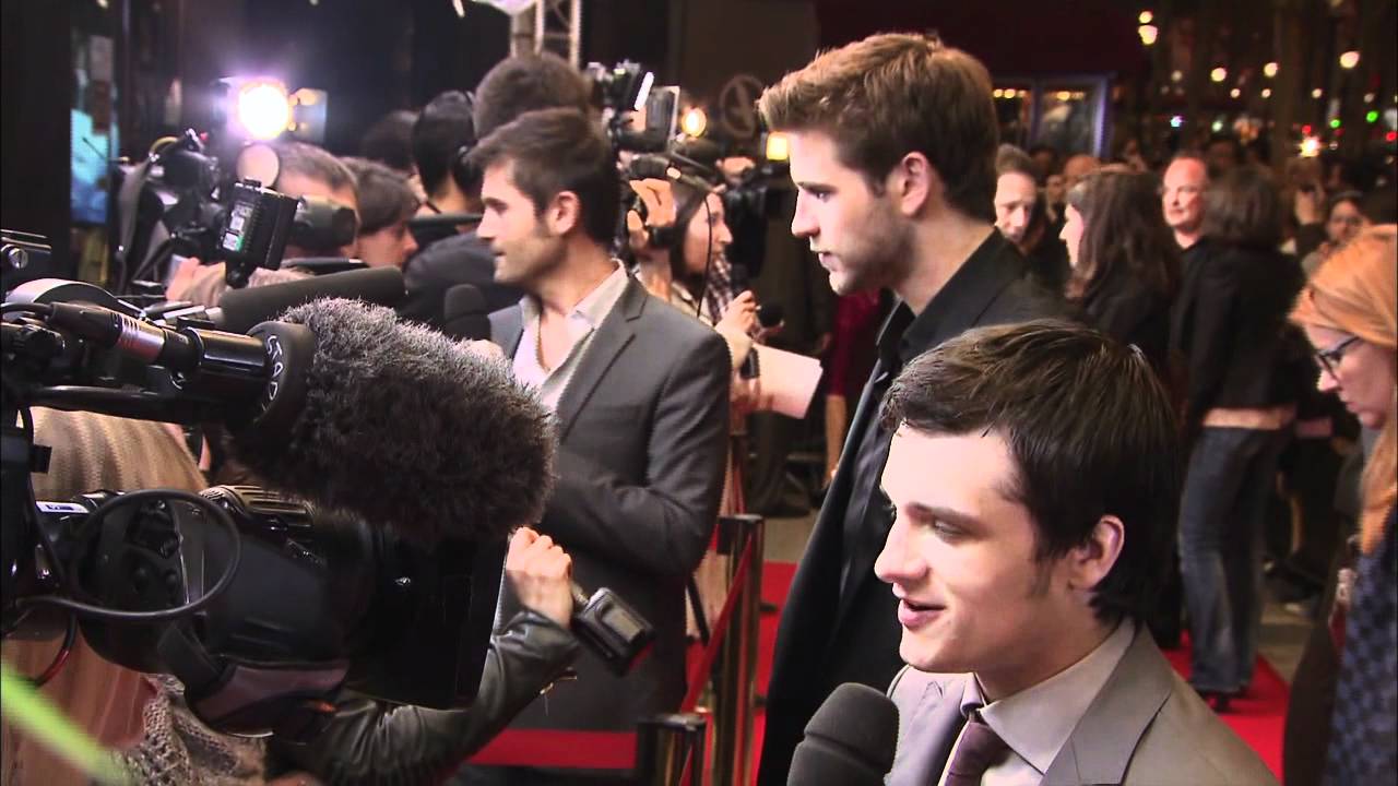 The Hunger Games Paris Premiere - Highlights (Official Video) - YouTube