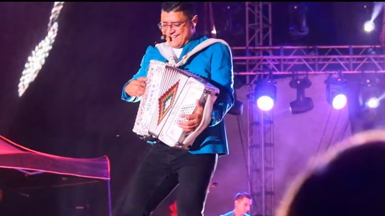 AARON Y SU GRUPO ILUSIÓN - YouTube