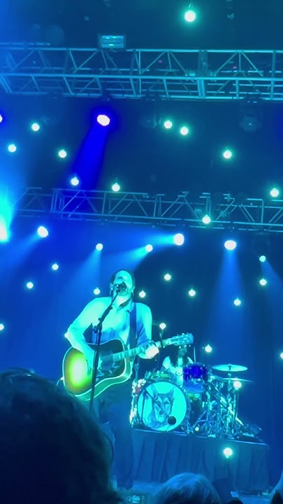 Silversun Pickups Playing “Sticks and Stones” at Citizens House of Blues in Boston 6/23/24 - YouTube