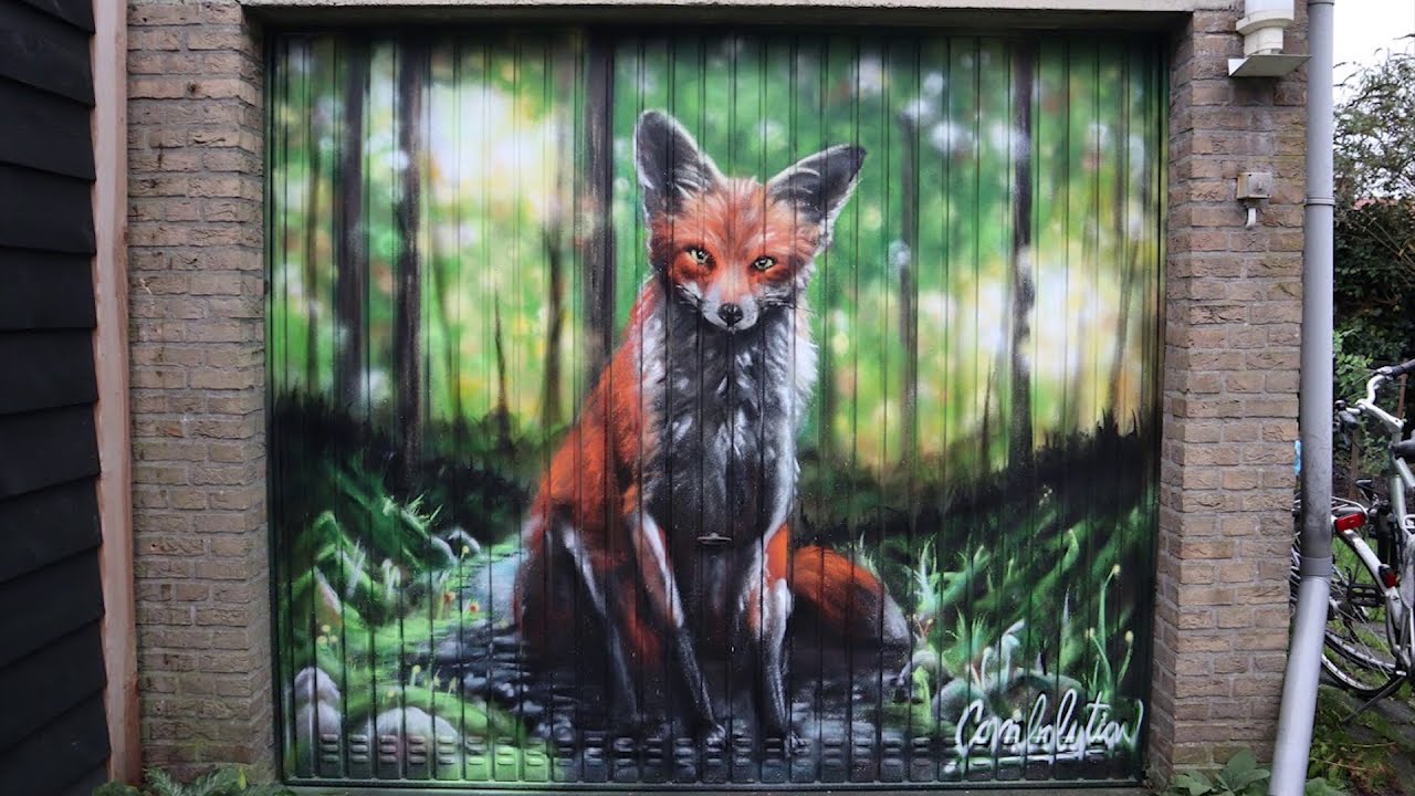 COMBOLUTION RED FOX STREET ART PAINTING ON GARAGE DOOR TIMELAPSE - YouTube