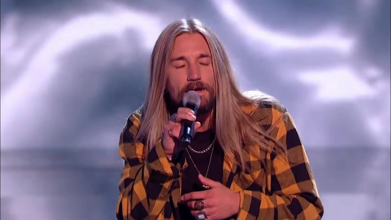 The Voice UK 2022 | Jamie Andrew - Dangerous Woman | Blind Auditions ...