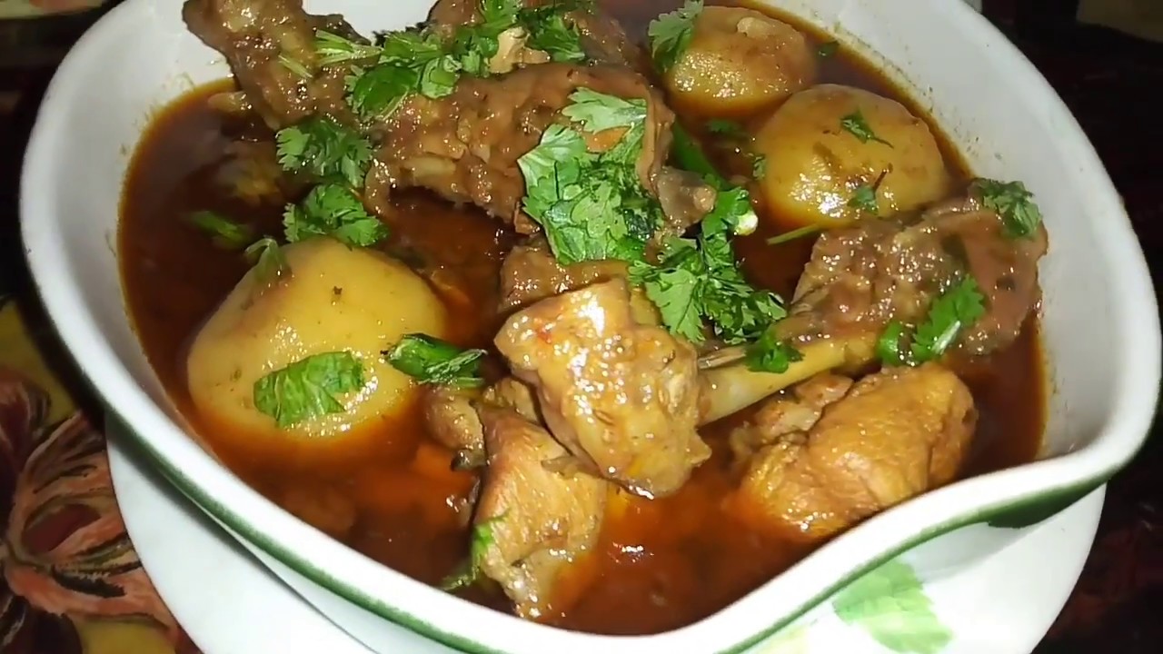 Chicken Aloo Shorba (Shadion wala degi style Chicken Aloo Shorba) - YouTube