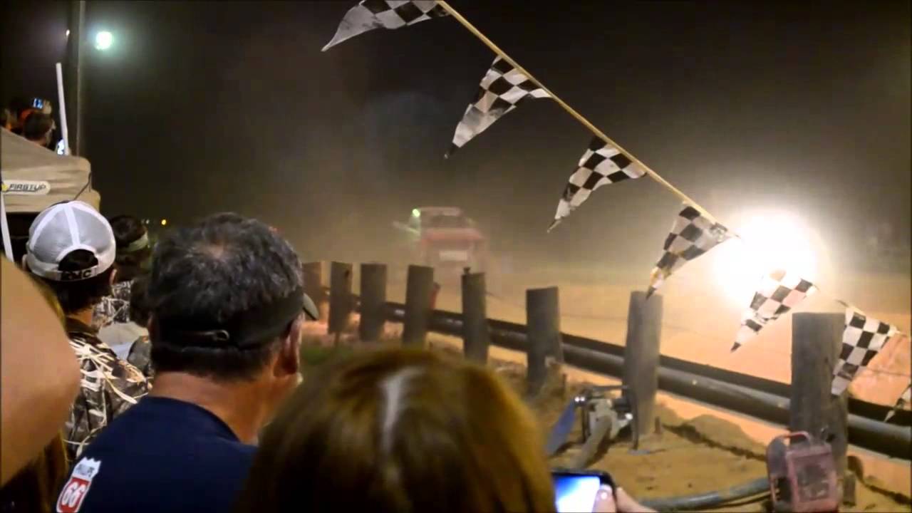 ORI Struts at Twitty's Mud Bog - YouTube
