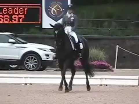 Rose Noir 2 & Mary-Cameron Rollins YRGP  2012
