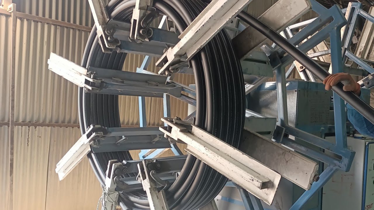 HDPE pipe manufacturing process DN 63 PN 10 - YouTube