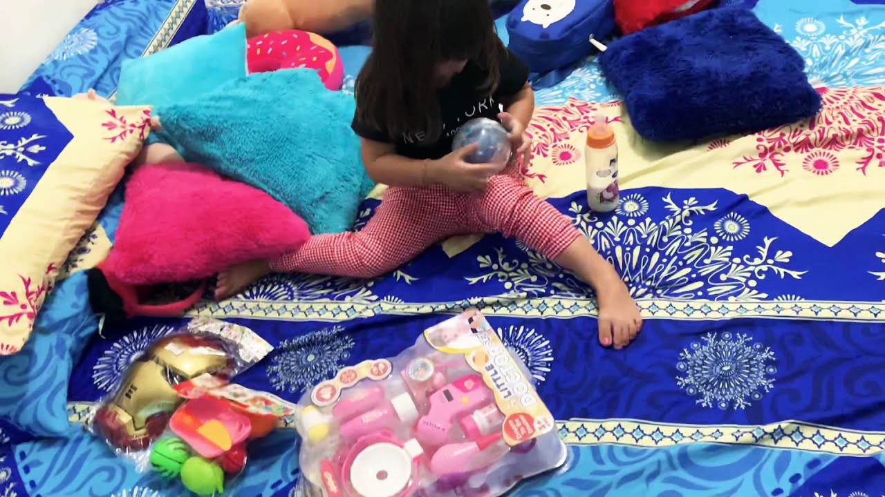 Unboxing mainan - YouTube