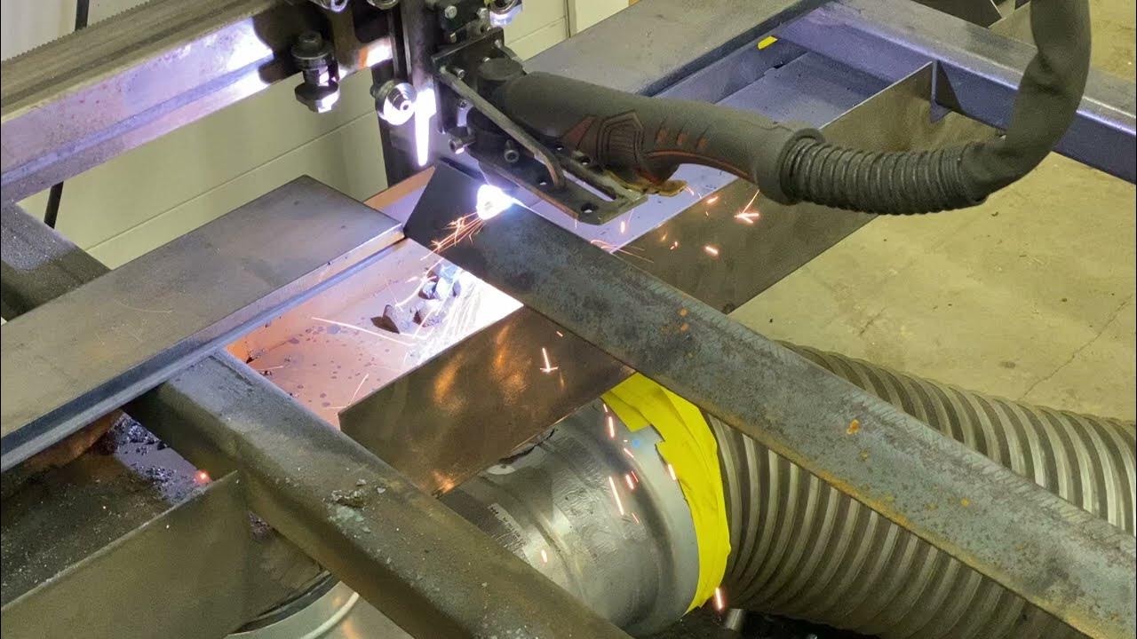 CNC plasma cutting Stahlwerk cut 70p igbt + Proma THC 150 - YouTube