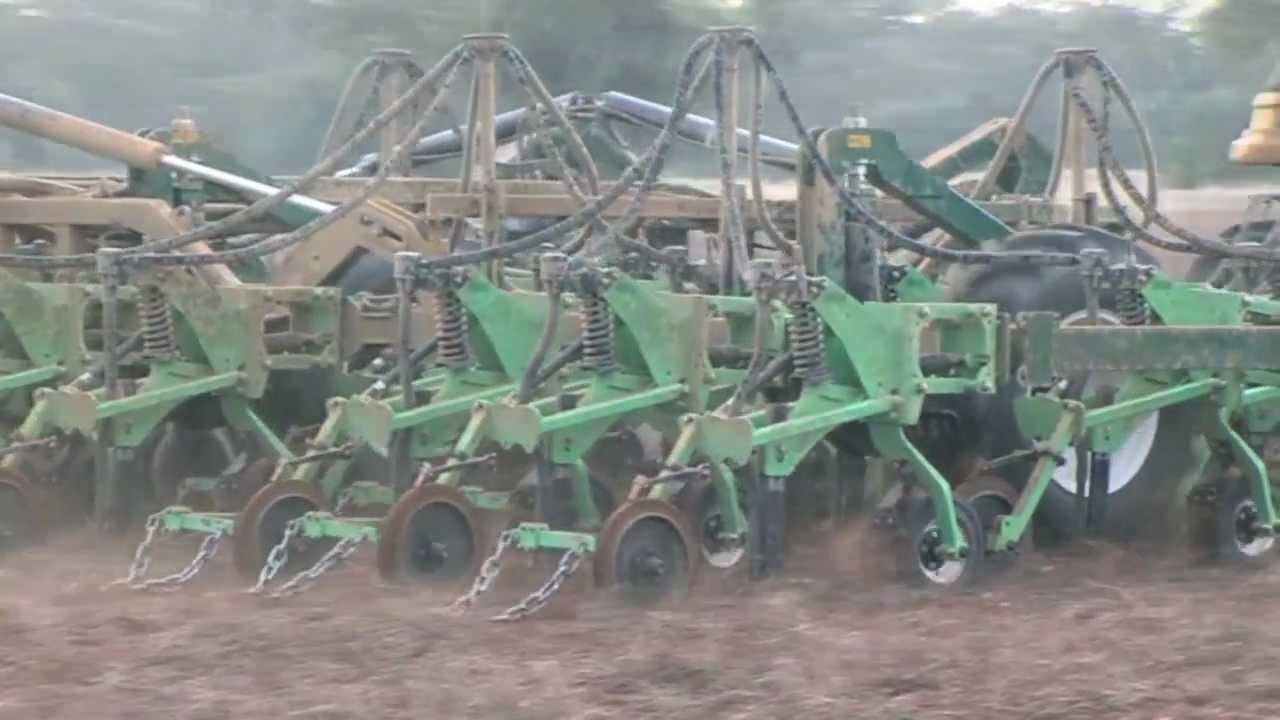 Excel trailing 3 bar parallelogram frame tyne planter with CR600 row ...