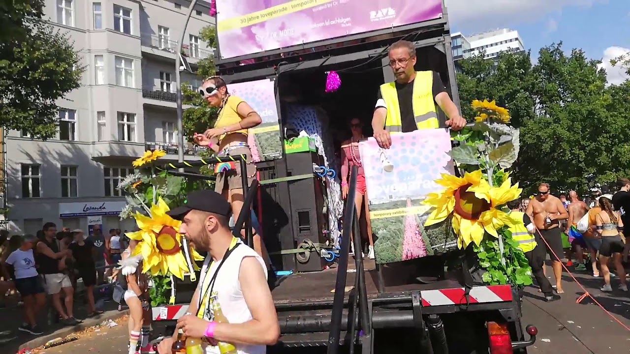 love parade 30 jahre at csd 270719 vid02 - YouTube