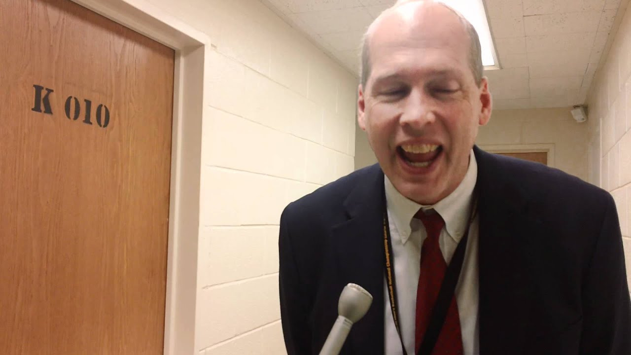 Sandhills Head Coach Mike Apple Discuss His Flyers 85-84 Victory - YouTube