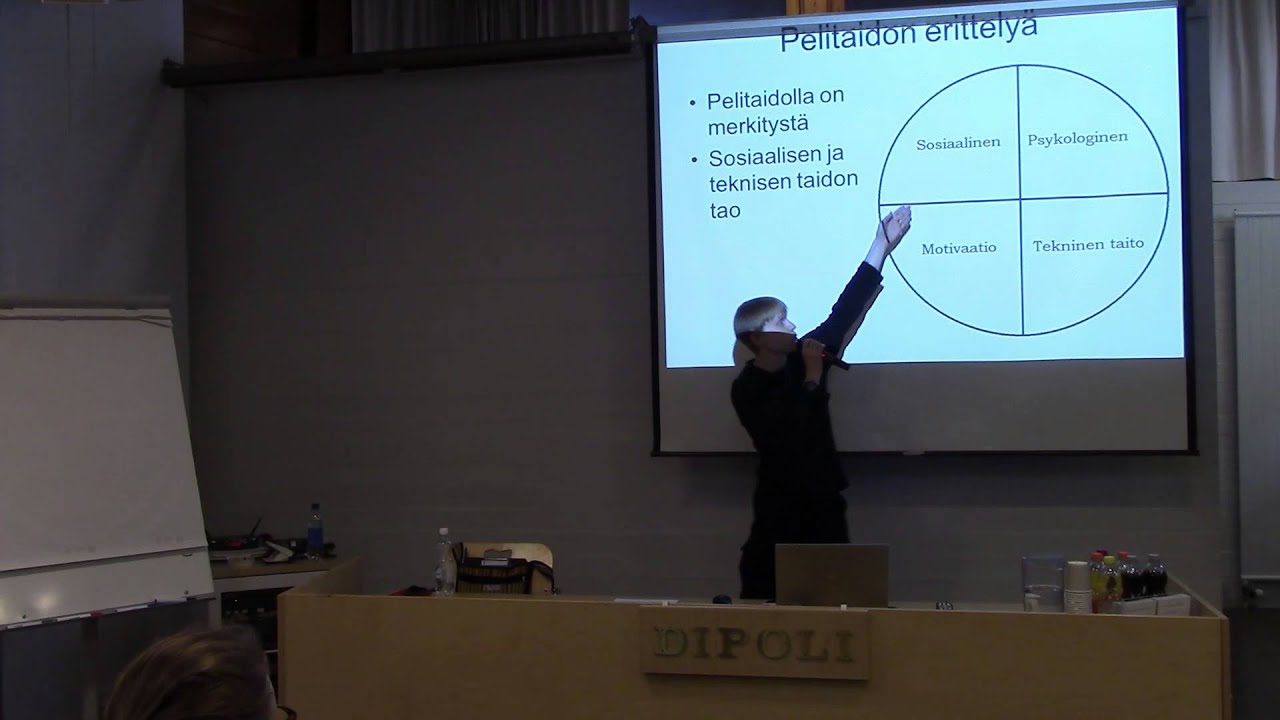 Ropecon 2015: Sami Koponen, Aki Vainio: Pelaamisen taito - YouTube