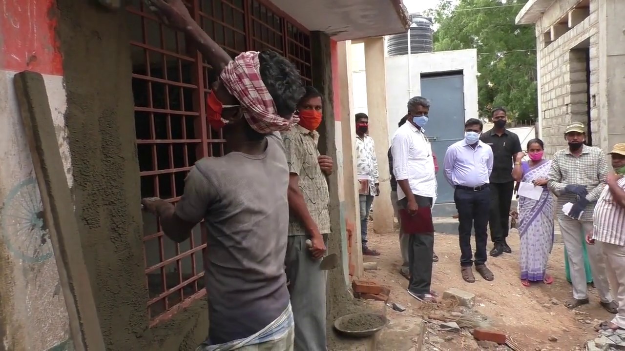 Gandham Chandrudu-Collector కక్కల పల్లి కాలనీ ప్రాథమిక పాటశాల మనబడి ...