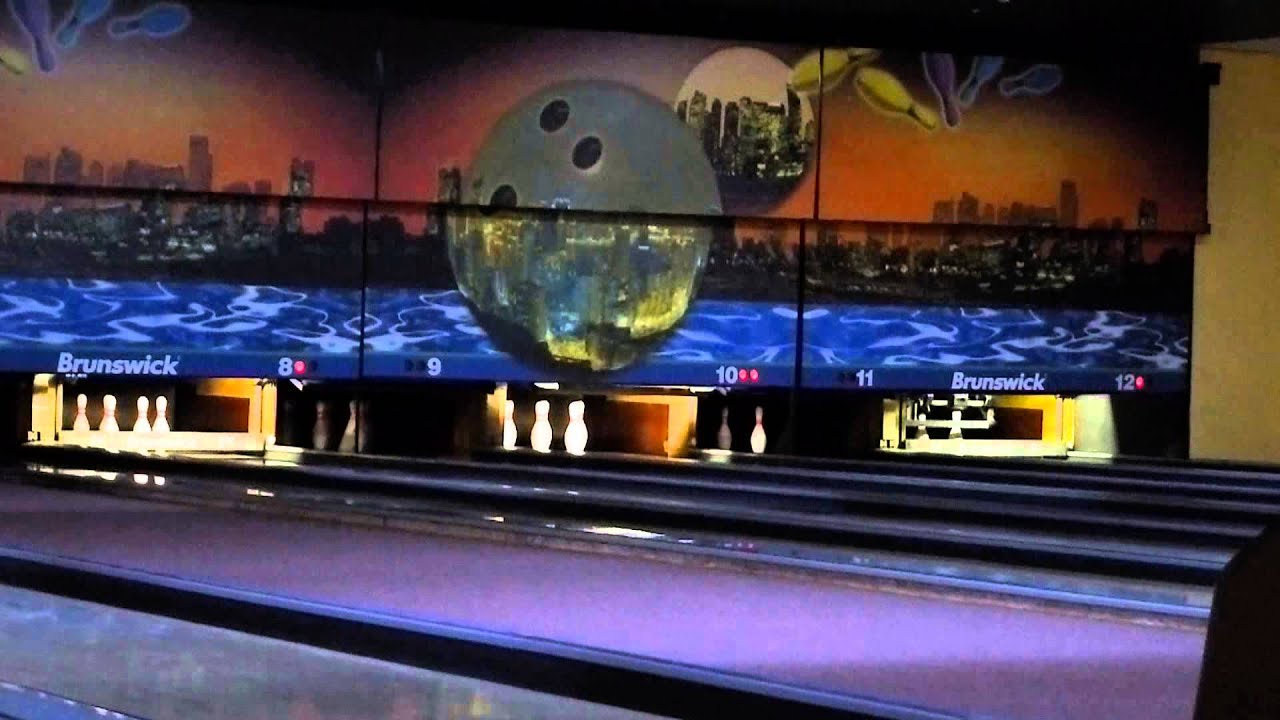 Brunswick GSX Pinsetter Fail Lane 8 - YouTube
