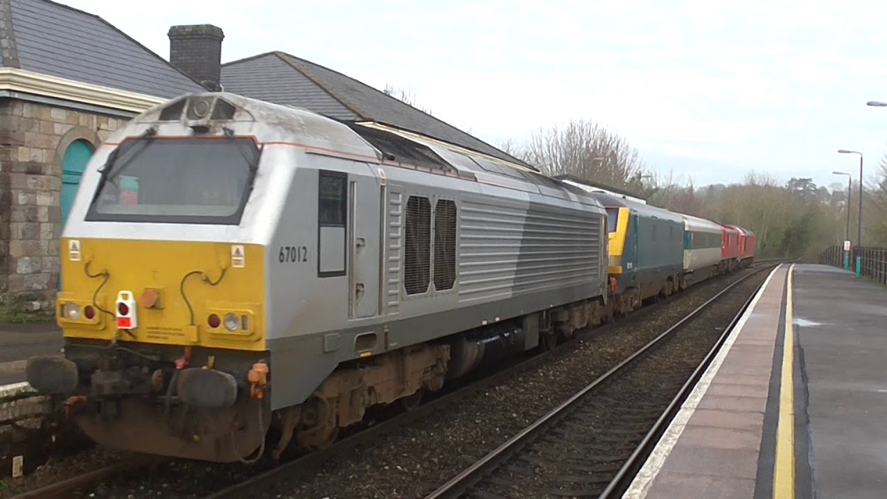 DB Cargo UK Class 67's & 90 DVT no's: 67028-90035-82115-67012 ...