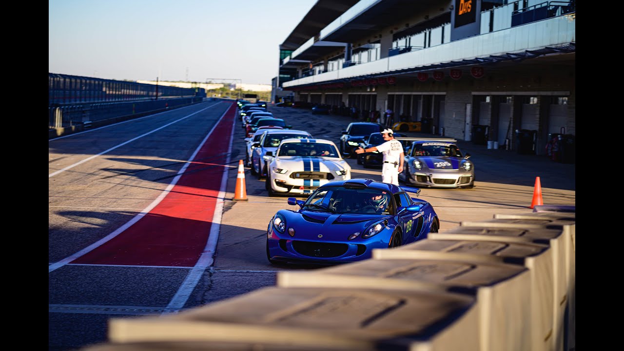 2008 Lotus Exige S240 at COTA - session 5 open group - YouTube