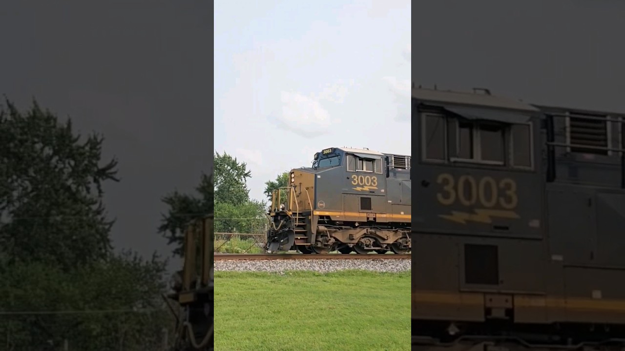 CSX 3003 leading - YouTube