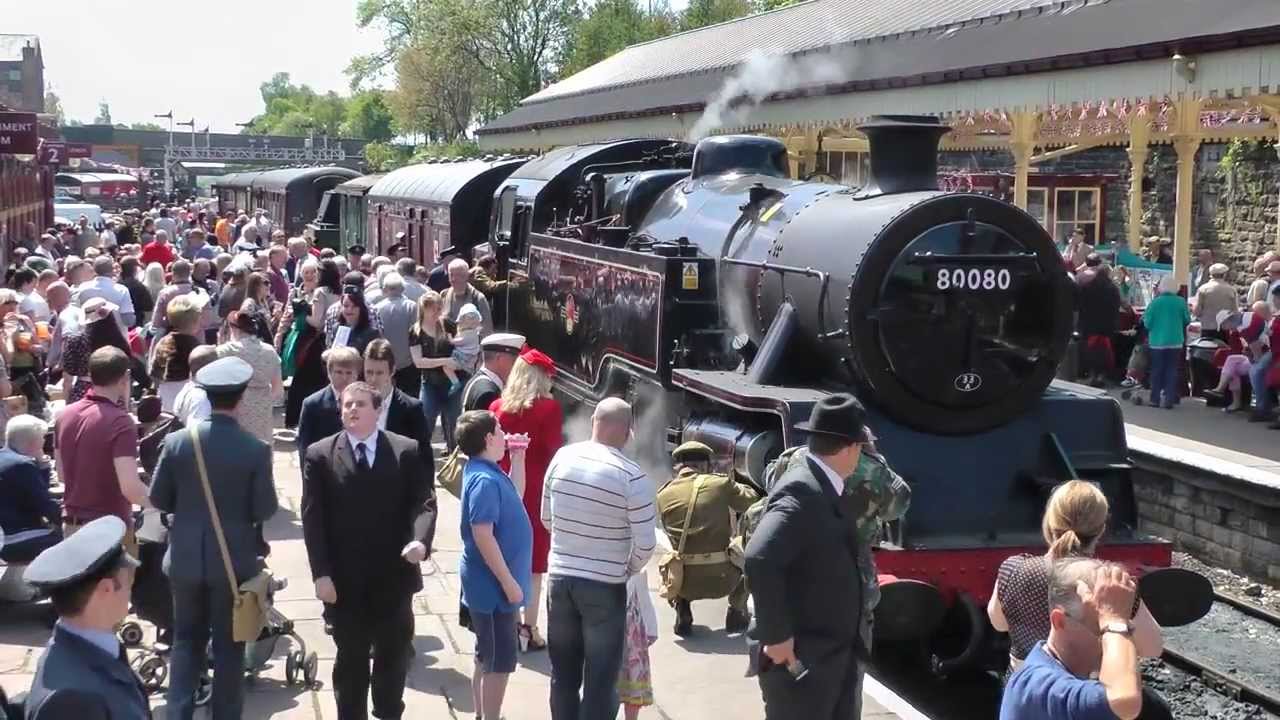 East Lancs Railway 1940s Weekend 2013 - YouTube