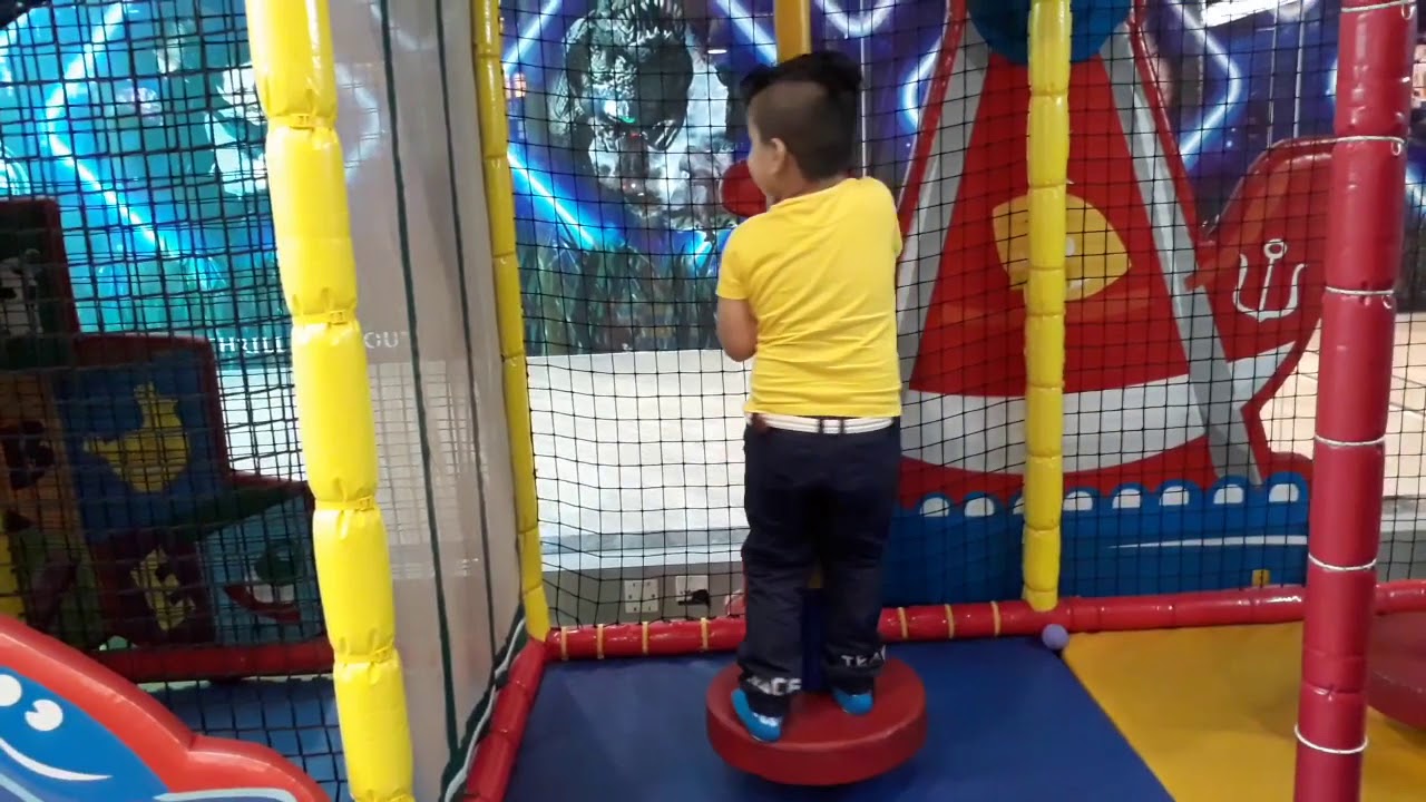 Funcity Oasis Mall Dubai - YouTube