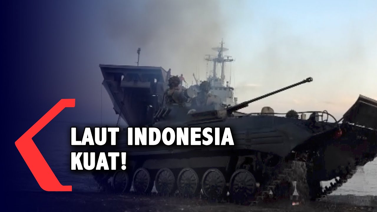 Aksi Pasukan Marinir Latihan Operasi Amfibi di Laut Jawa - YouTube