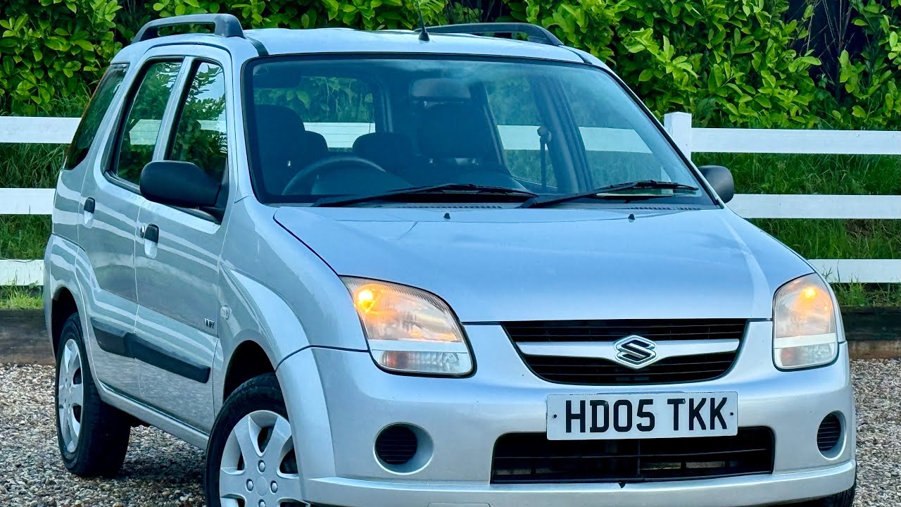 SUZUKI IGNIS AUTOMATIC - YouTube