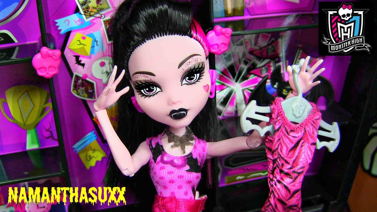 MONSTER HIGH DRACULOCKER PLAYSET REVIEW VIDEO!!! - YouTube