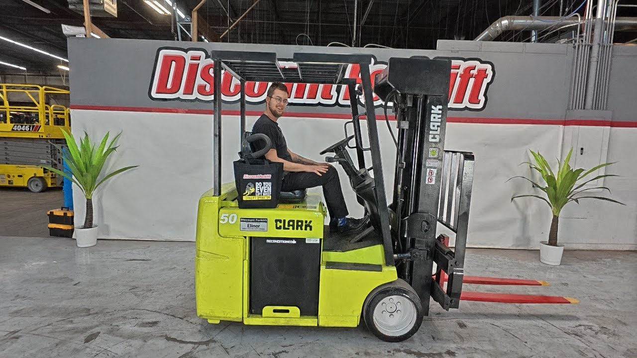 CLARK TMG25 5,000lb Electric #94FB - Forklift for Sale - YouTube