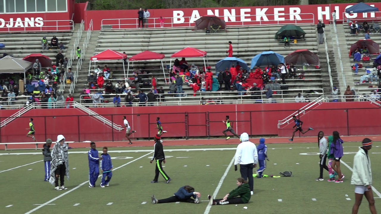 16yr Jaylen Outler 57.36s 400m Heat 4 Track Lab 2019 - YouTube