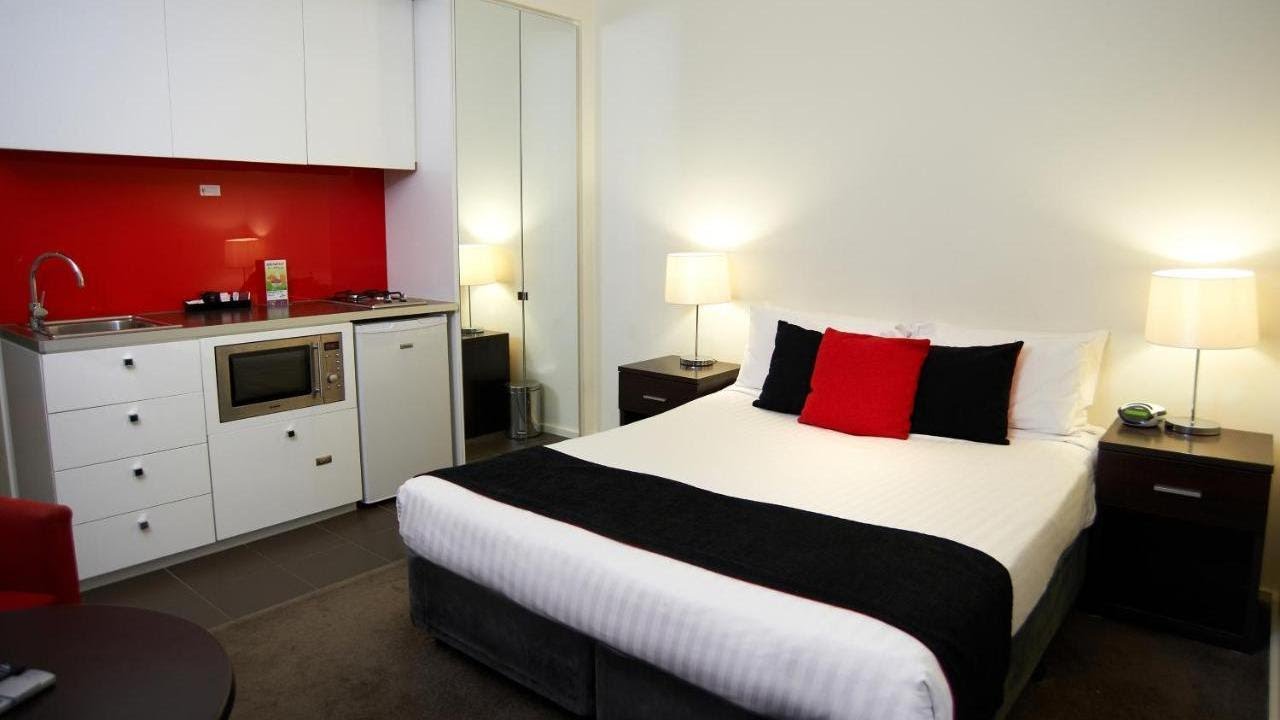 City Edge on Elizabeth Apartment Hotel, Melbourne, Australia - YouTube