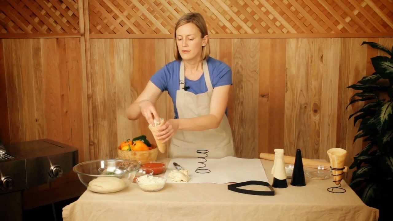Pizzacraft Pizza Cone Set - YouTube