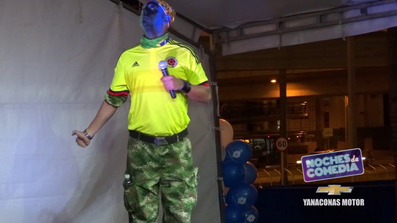 NOCHES DE COMEDIA SOLDADO MICOLTA - YouTube