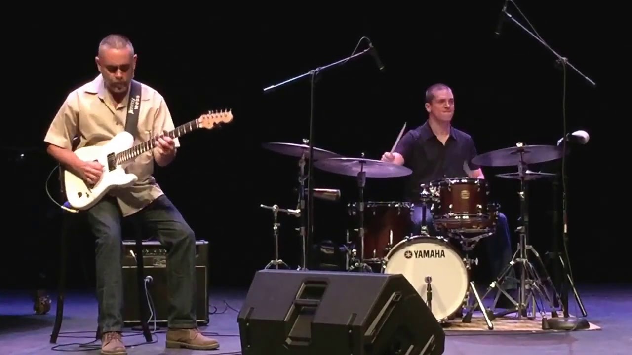 EMMANUEL MORA / Caribe Blues - YouTube