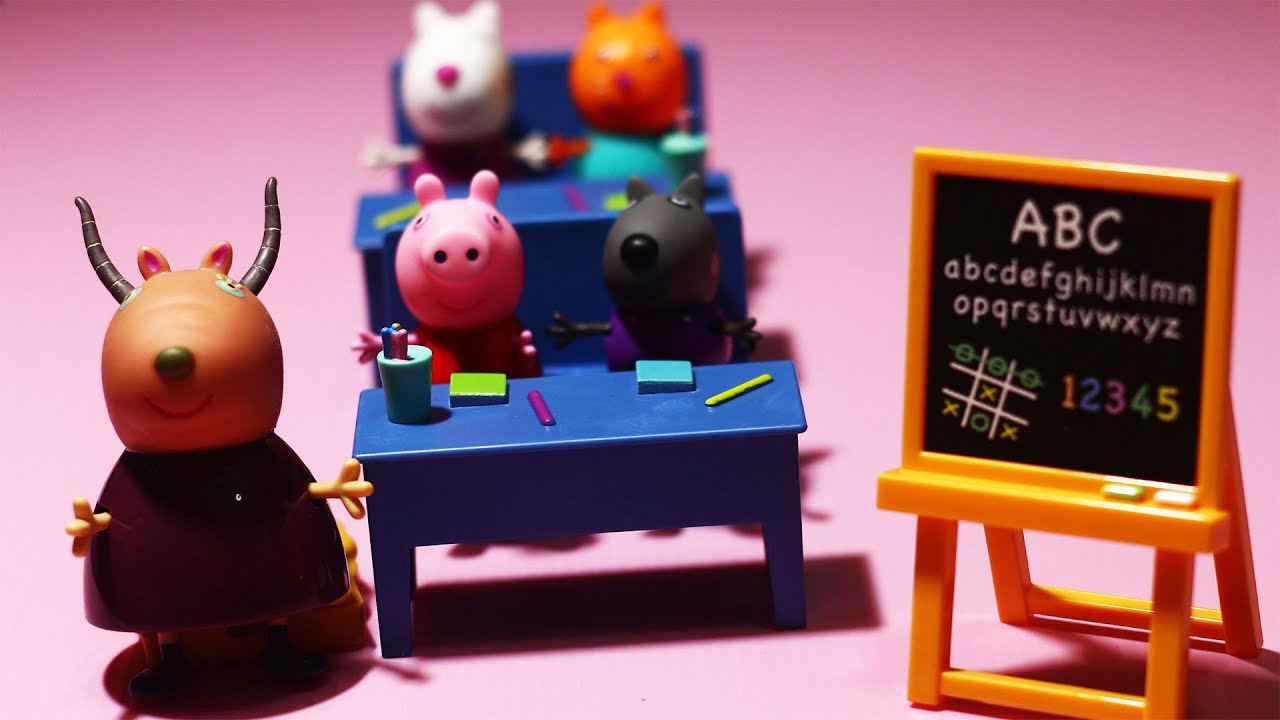 Peppa Pig Classroom Playset Toy - YouTube