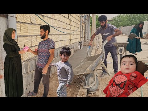 Beautiful view in front of Saleh's house: cementing the porch