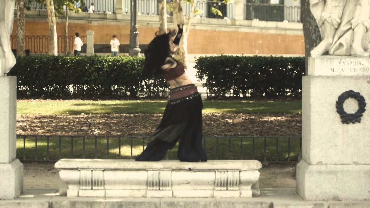 Crystal Silmi dance performer - YouTube