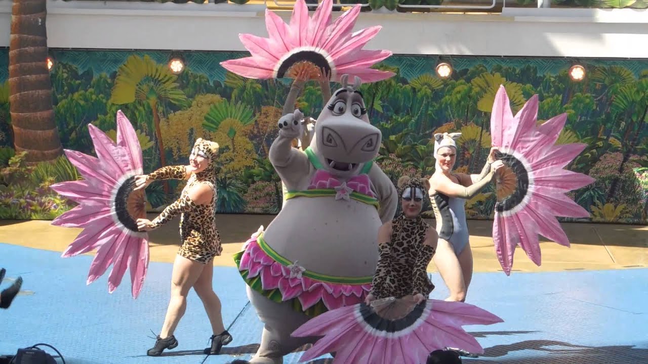 Allure of the seas -Gloria Madagascar - YouTube