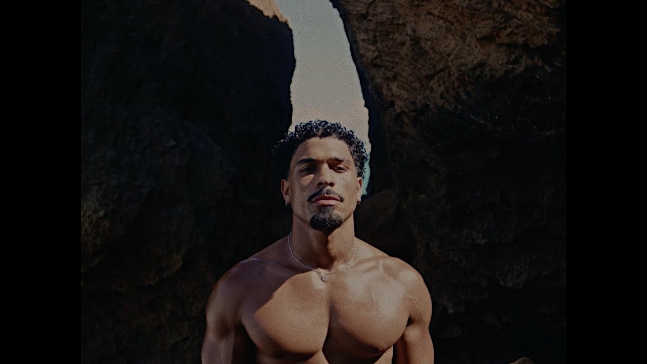 HUGO D ALMONTE - QUE PASÓ (Official Video) - YouTube