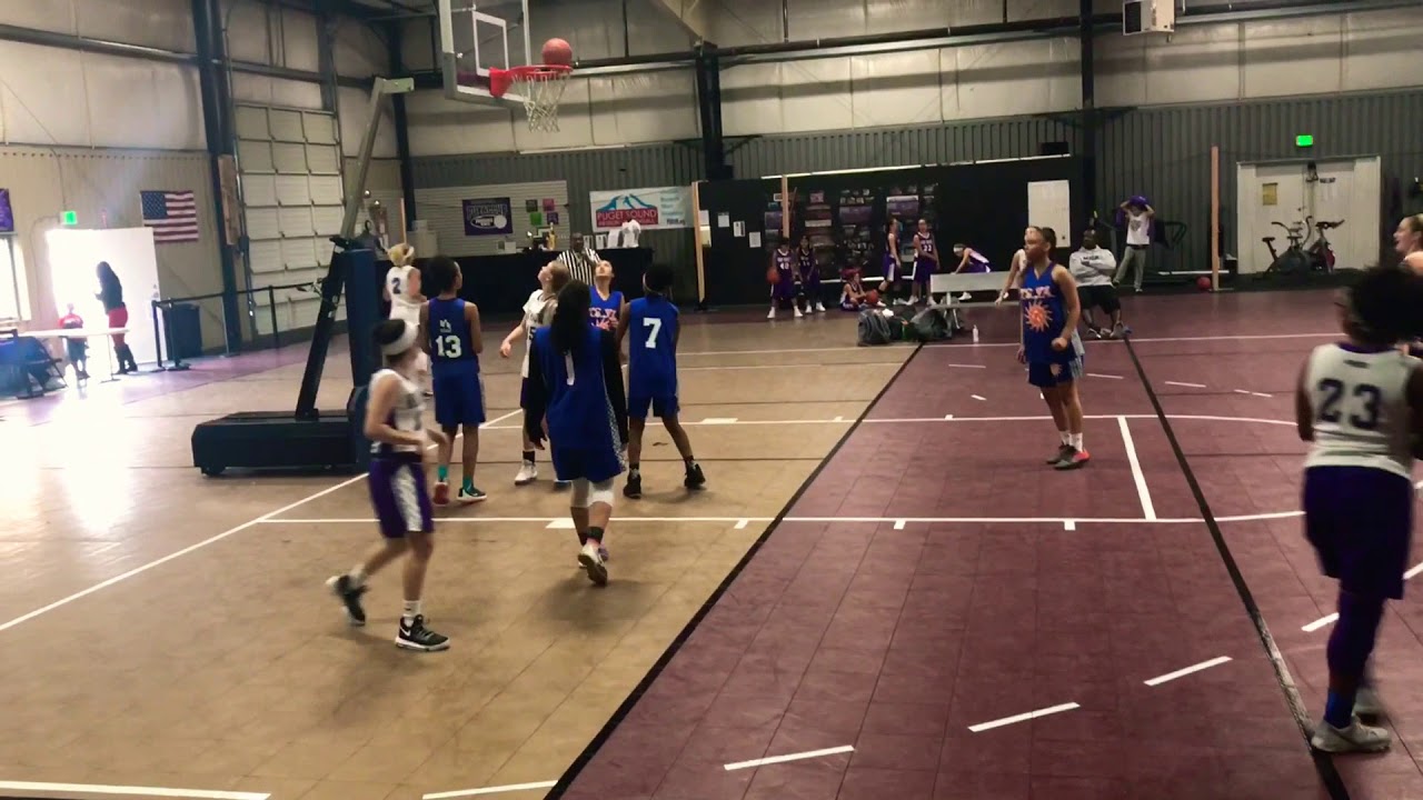 Piper Bauer Peninsula High School 23 points 5 (3 pointers ) - YouTube