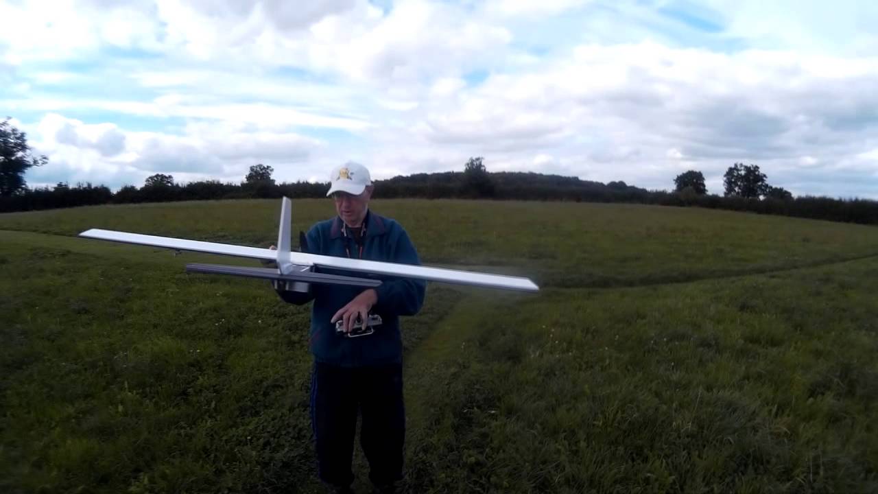 THE RAVEN Eddies rc plane thingy - YouTube