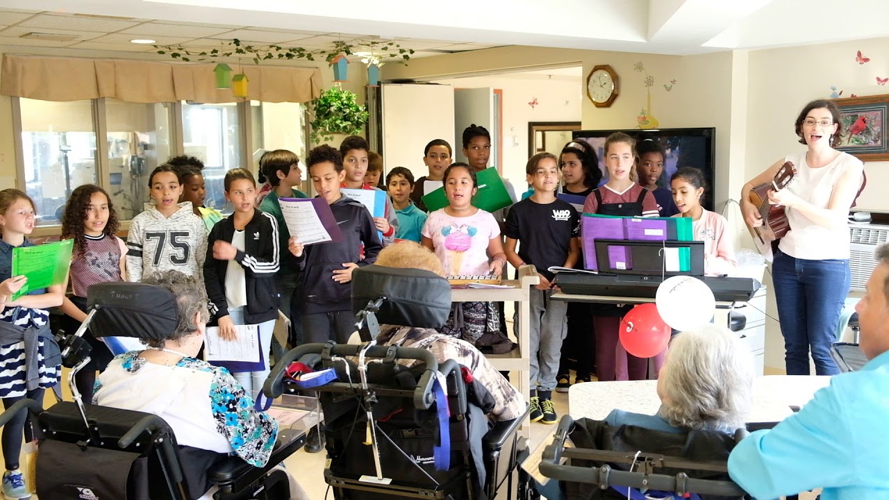 École Alphonse-Desjardins à Montréal - YouTube