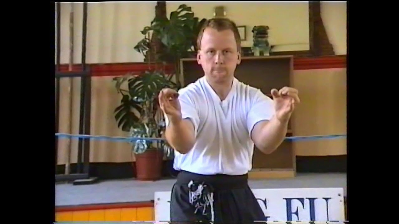 Chow Gar Southern Mantis forms 1 to 4 - YouTube