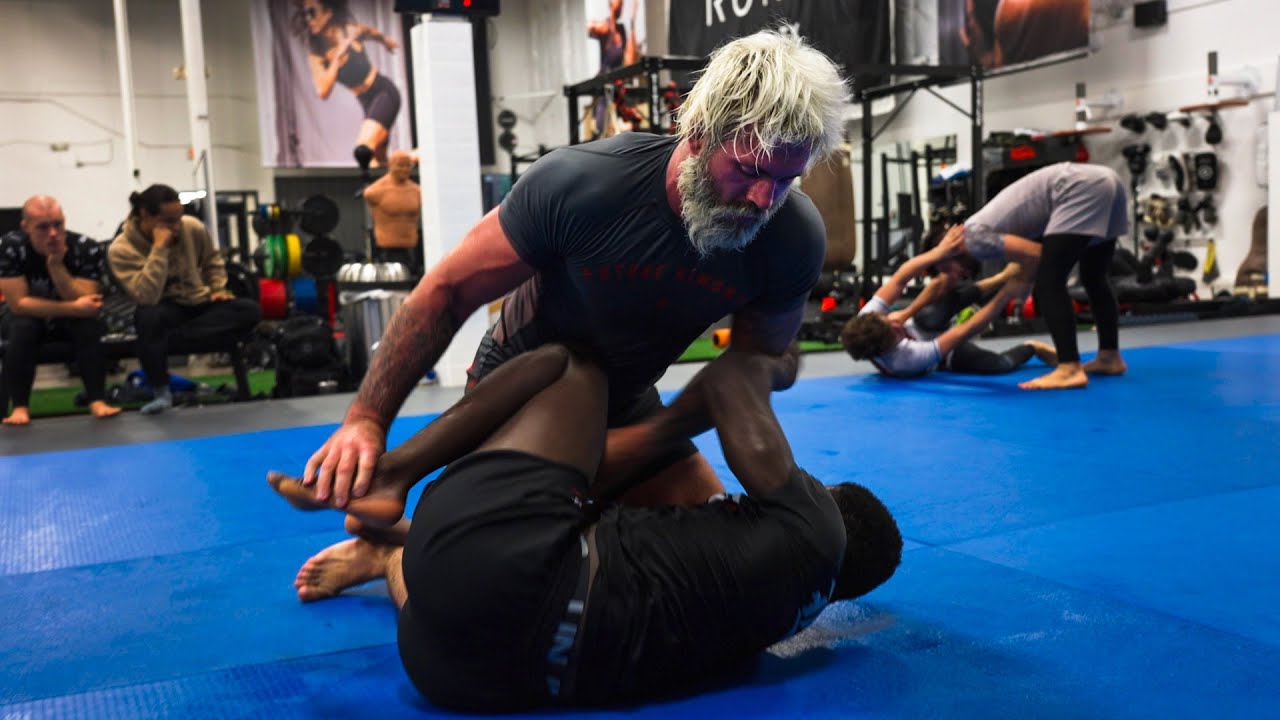 Gordon Ryan Trains With Davis Asare To Prep For Tezos WNO 21 - YouTube