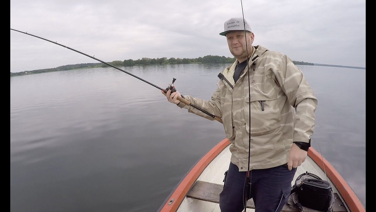 Gedde fiskeri på Esrum sø// Pike fishing on lake Esrum - YouTube