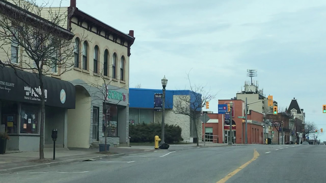 Economic reality downtown Bowmanville April 23, 2020 - YouTube
